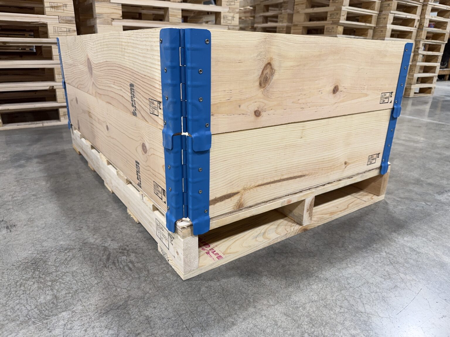 Pallet Collars - Wood Pallet Collars for Shipping and Storage